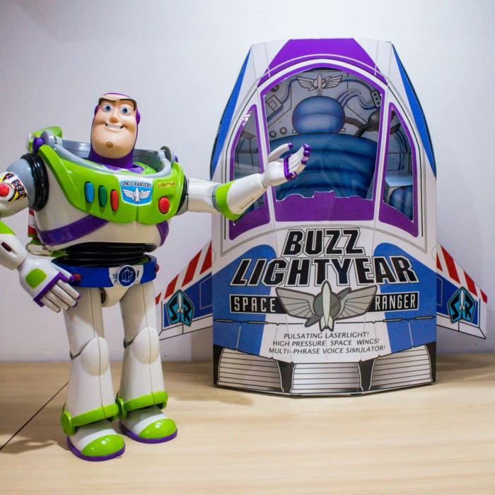 Jual Terlaris Replika Box Buzz Lightyear (Movie Accurate) | Shopee ...