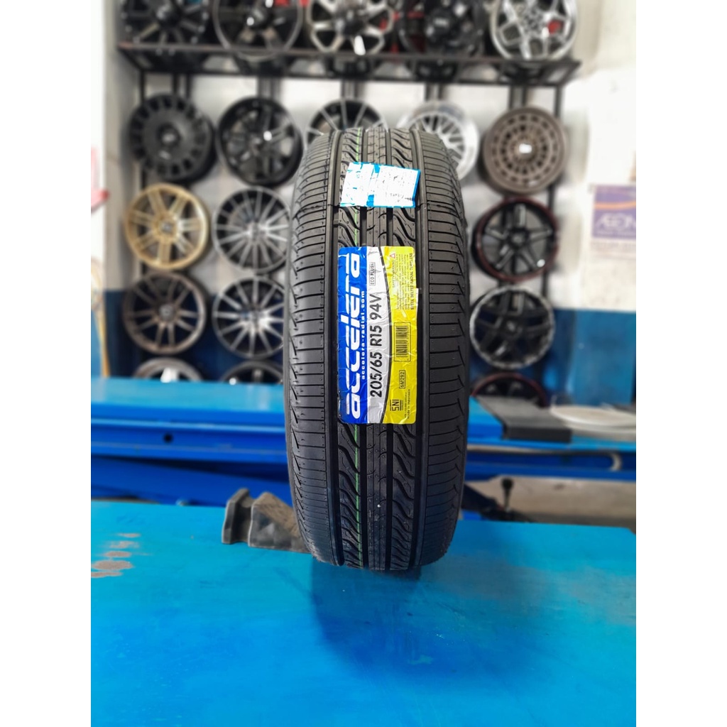 Jual Harga Ban Mobil Standart Innova Cariot Camry Ring 15 205/65 Accelera Eco Plush Tubles ...