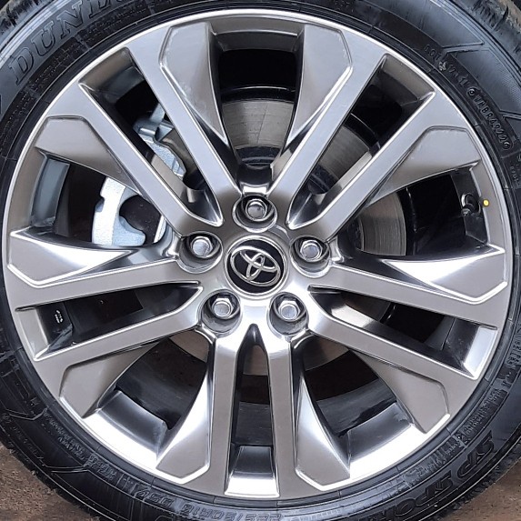 Jual Velg Innova Veleg Velek Innova Zenix Q Hybrid Ring 18 Original Toyota | Shopee Indonesia