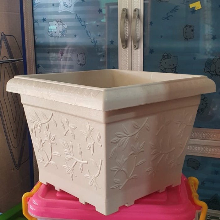 Jual Pot bunga 930 GM putih / pot putih 930 GM | Shopee Indonesia