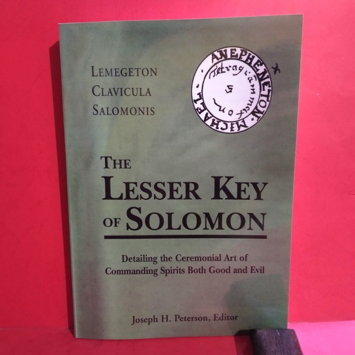 Jual Buku THE LESSER KEY OF SOLOMON GOETIA | Shopee Indonesia