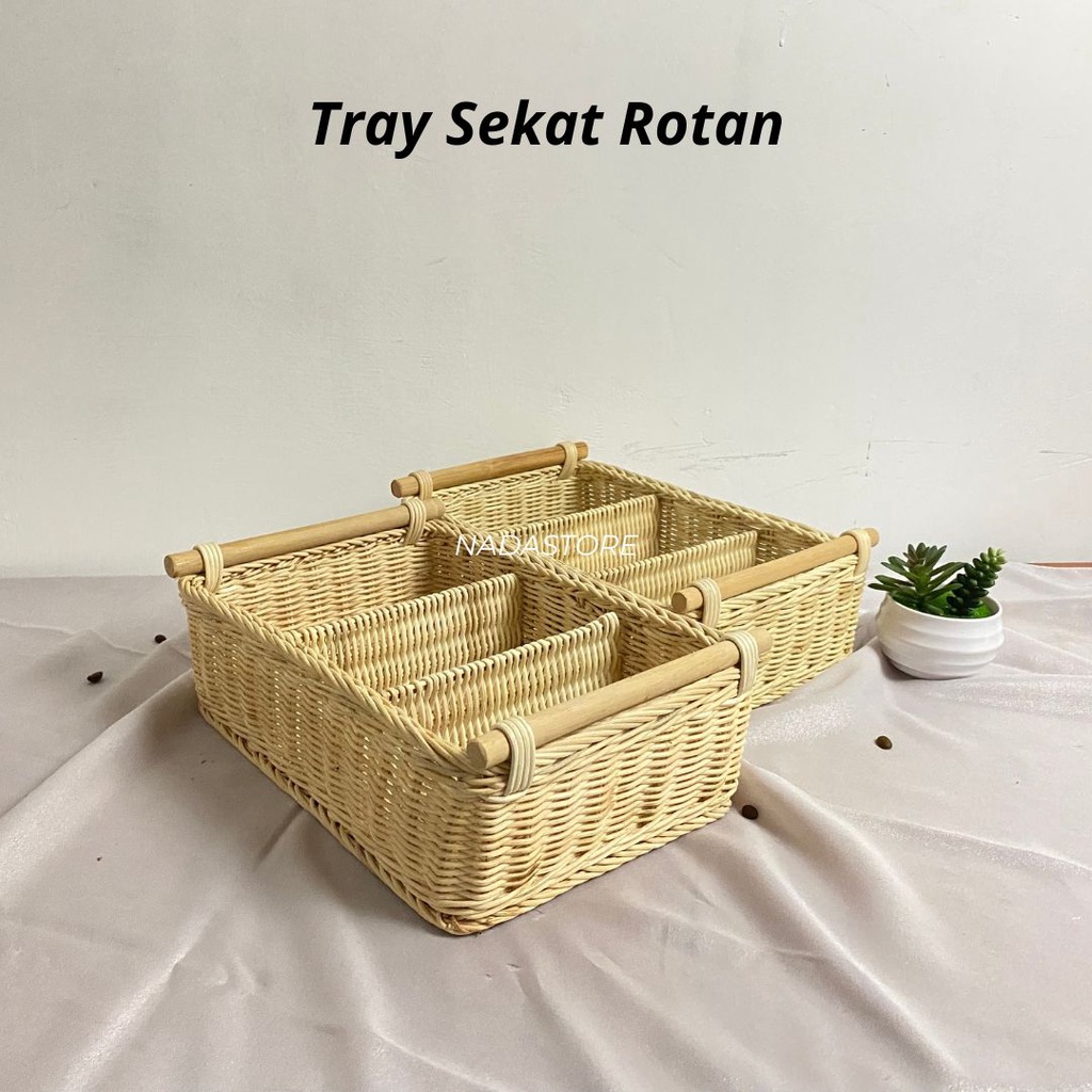 Jual KERANJANG/TRAY ROTAN SEKAT SERBAGUNA TEMPAT SENDOK GARPU DLL ...