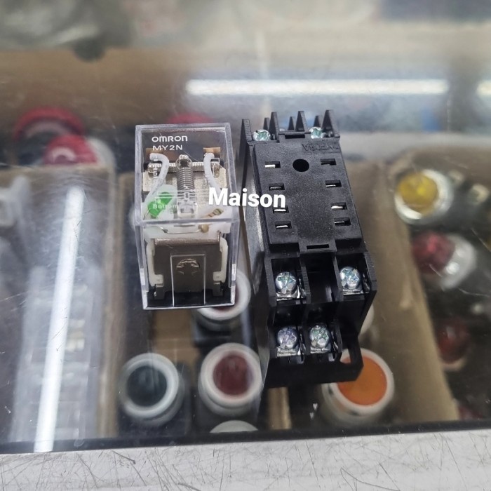 Jual Relay Omron MY2N 24VDC + Socket / my2n 24v dc - relay saja | Shopee Indonesia