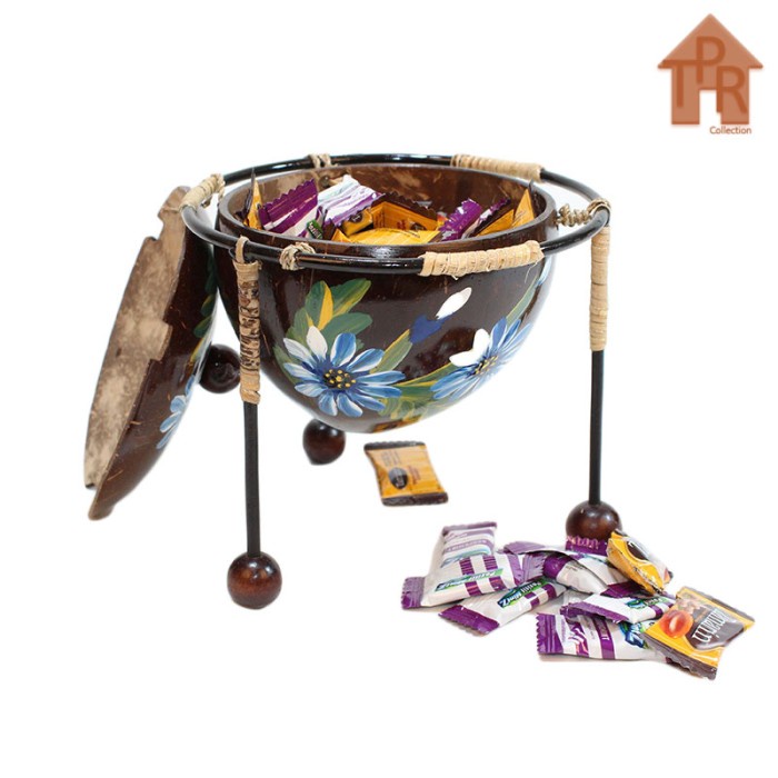 Jual Souvenir Kerajinan Batok Kelapa Toples Berkaki Tempat Permen ...