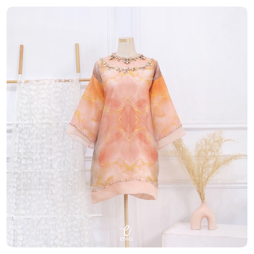 Jual EIWA | Bodo Top Vhasmy Gradasi Peach | Shopee Indonesia