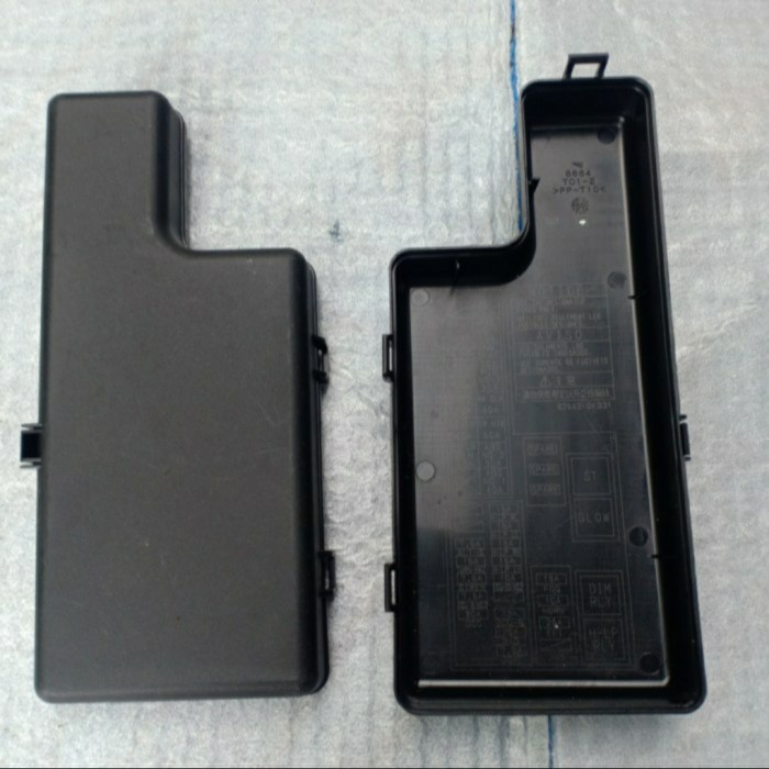 Jual Tutup Box Sekring Fuse Innova 2005 2012 Fortuner Hilux Toyota ...