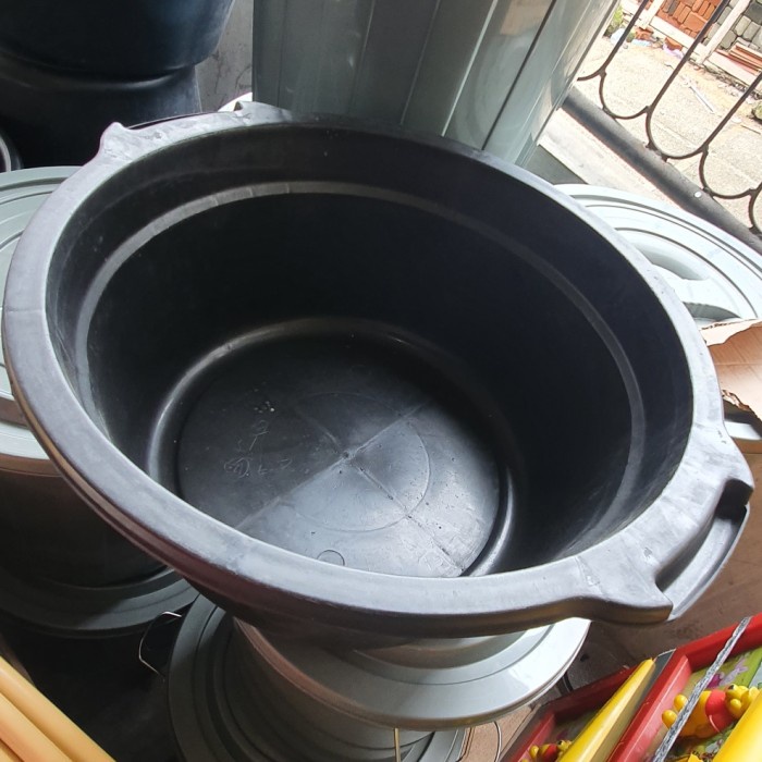 Jual ember hitam anti pecah GM 27R / ember cuci baju/ ember tempat air ...