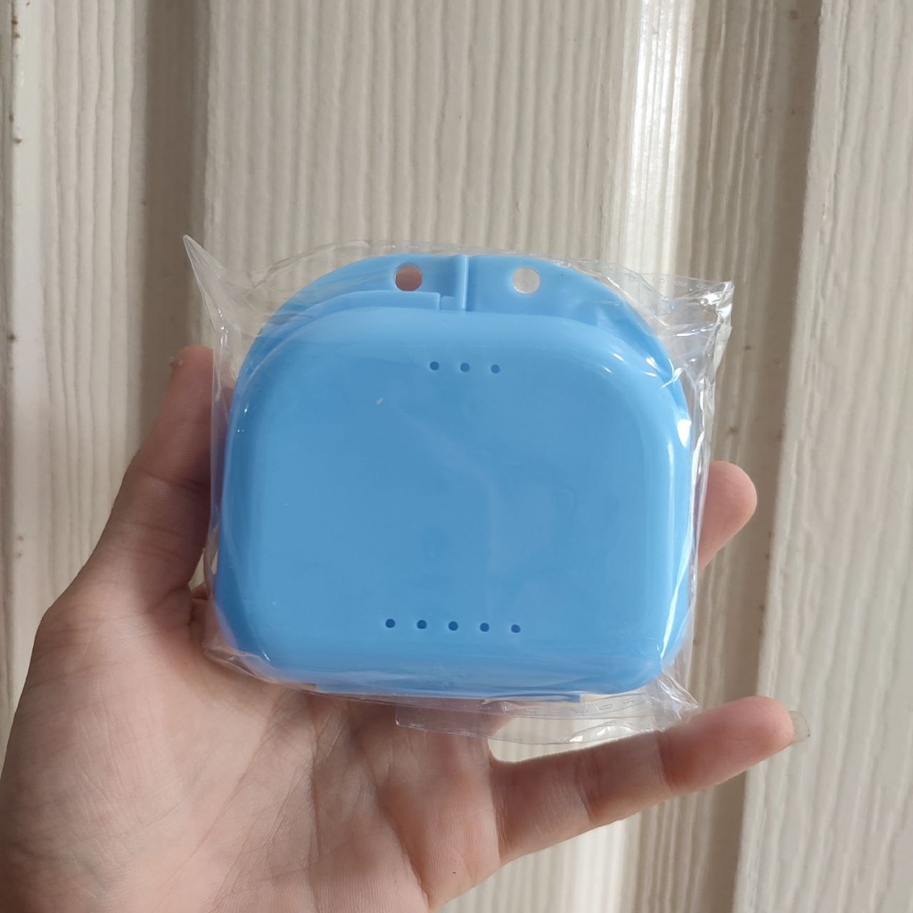 Jual Tempat Protesa Gigi Palsu / Kotak Retainer Kecil per pcs | Shopee ...