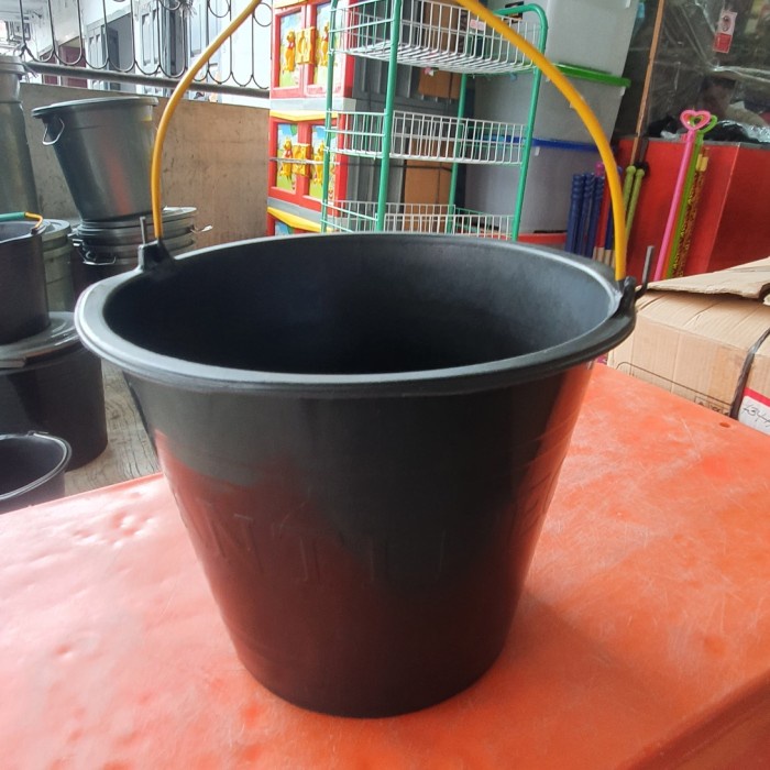 Jual ember cor hitam GM 18 L /ember hitam anti pecah/timba cor anti ...