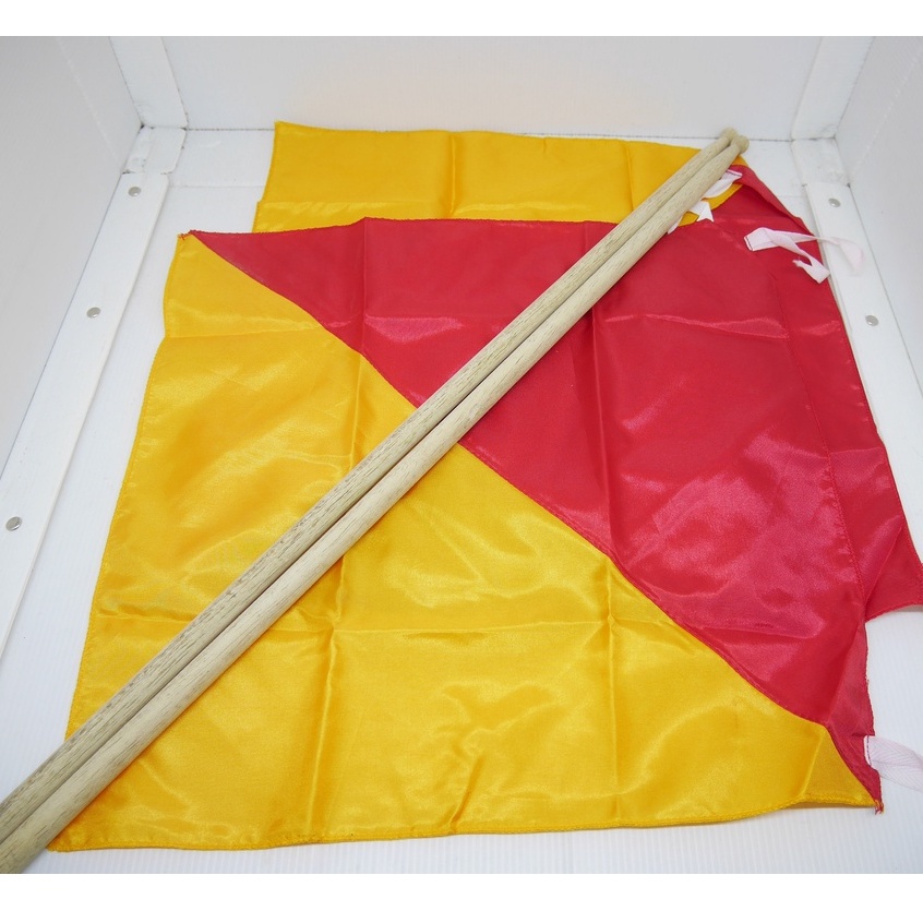 Jual 1 PASANG BENDERA SEMAPUR ( 2 BENDERA + 2 TONGKAT ) | Shopee Indonesia
