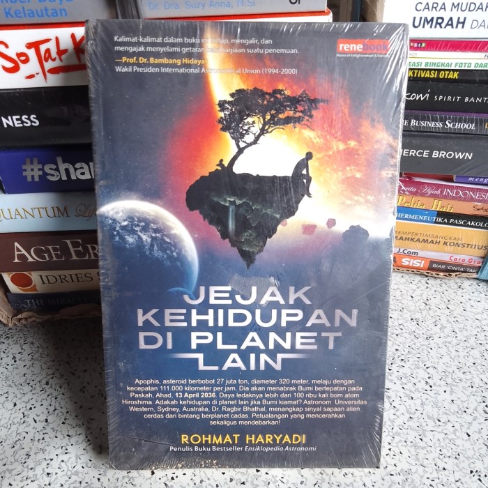 Jual Buku Astronomi, JEJAK KEHIDUPAN DI PLANET LAIN (Rohmat Haryadi) | Shopee Indonesia