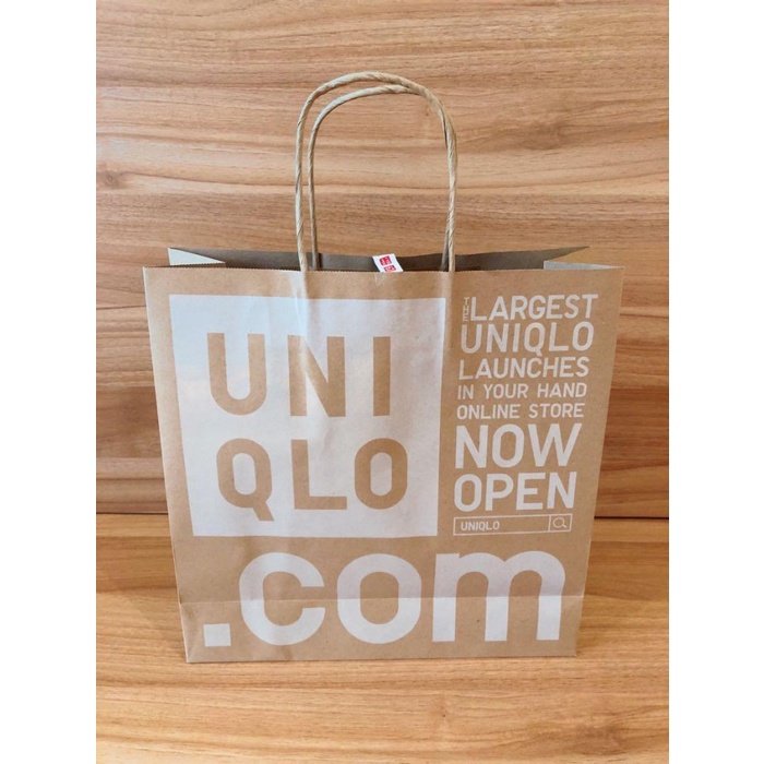 Jual Paper Bag Uniqlo Original | Shopee Indonesia
