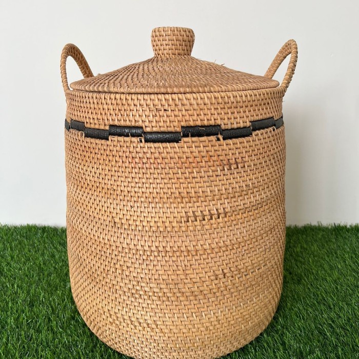 Jual Keranjang Laundry Rotan / Basket Laundry Rattan BKTR01 | Shopee ...