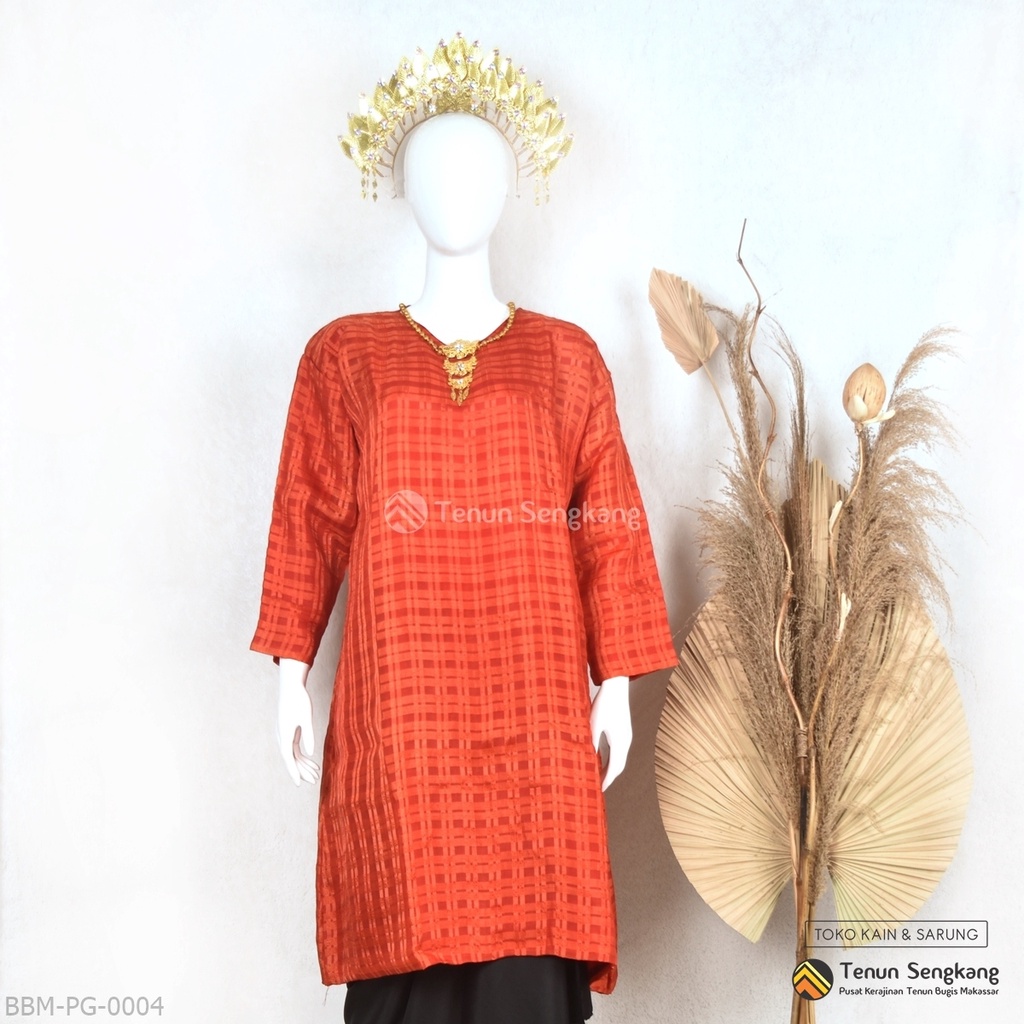 Jual Baju Bodo Organza Modern Bugis Makassar Lengan Panjang Merah - Tenun Sengkang BBM-PG-0004 ...