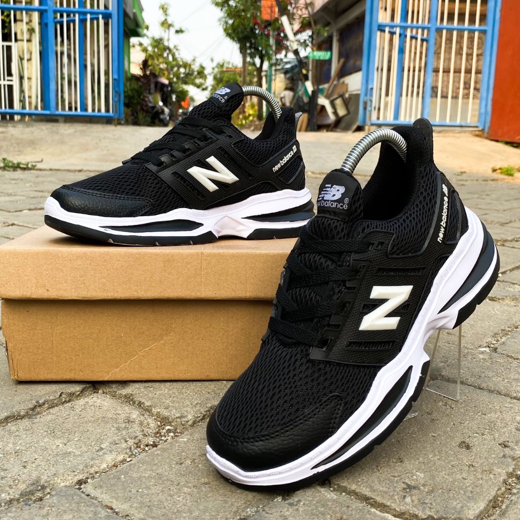 Jual SEPATU LARI RUNNING TERBARU NB New Balance SNEAKERS PRIA SEPATU ...