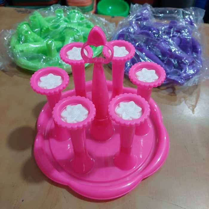 Jual tempat gelas plastik 6 kaki | Shopee Indonesia