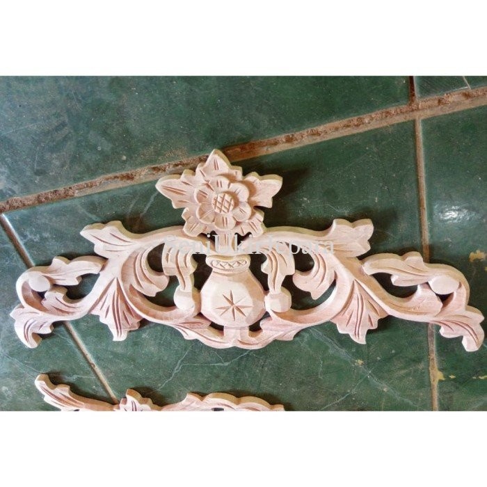 Jual ORNAMEN UKIRAN TEMPEL ORNAMEN KAYU UKIR MAHKOTA ANGGUR murah ...