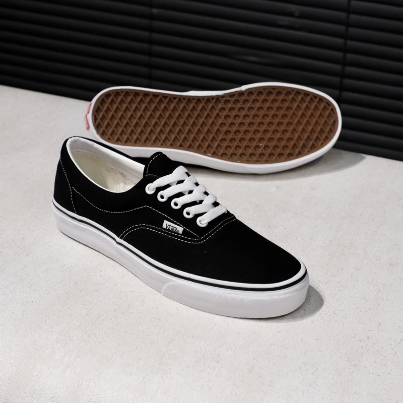 Jual VANS ERA BLACK/WHITE CLASSIC (ORIGINAL) | Shopee Indonesia