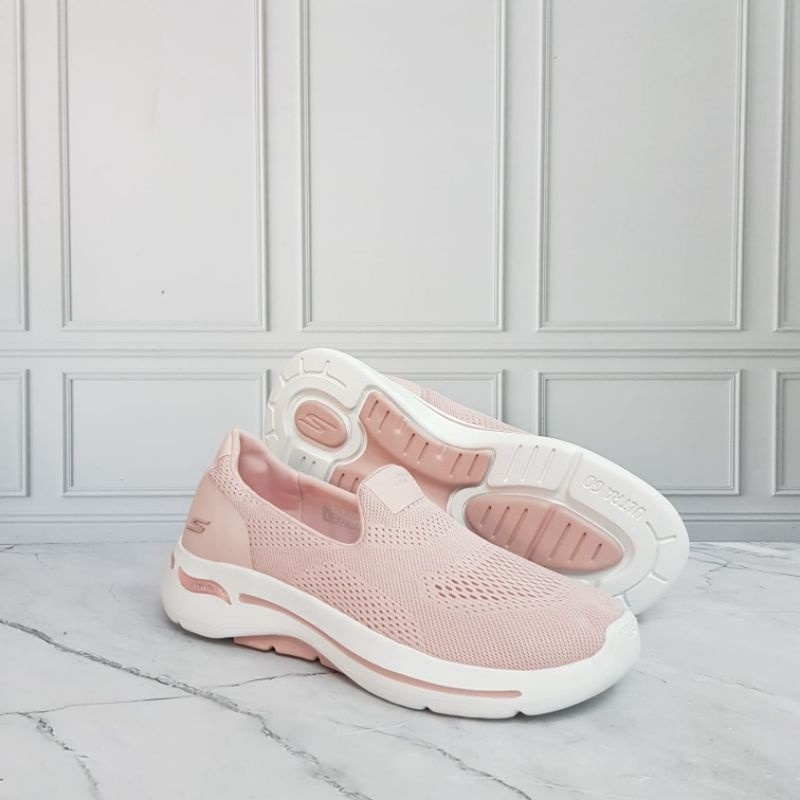 Jual Skechers Arc Fit Imagined Sepatu Skechers Wanita Terbaru Arc Fit ...