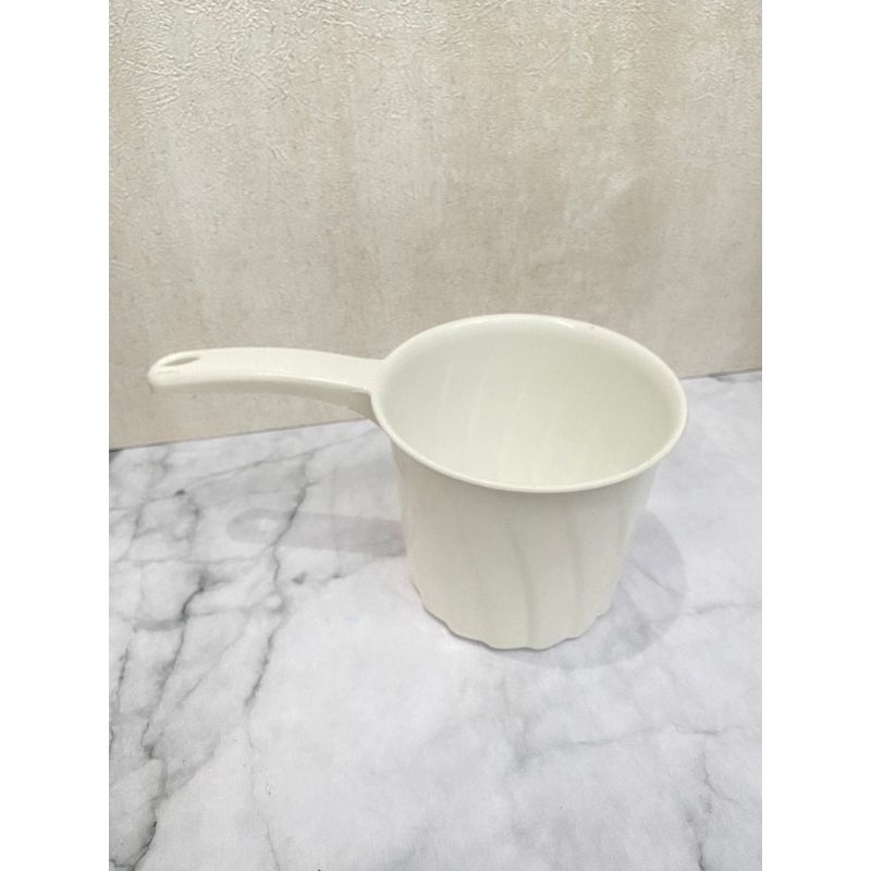 Jual HomeWhite Gayung Ulir Warna Putih | Shopee Indonesia