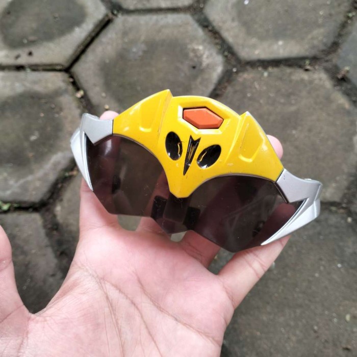 Jual Power Ranger Jungle Fury Morpher - Solar Morpher - Vintage Bandai ...