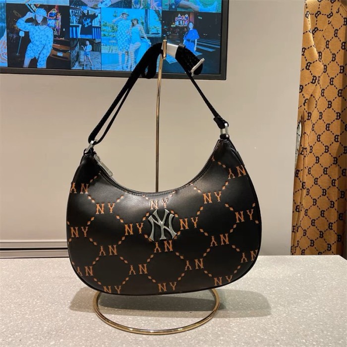 Jual MLB BAG BOSTON REDSON HOBO BAG MONOGRAM EMBO-L TAS NY | Shopee ...