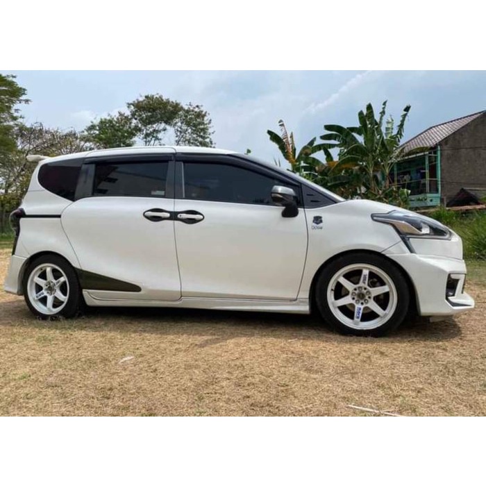 Jual body kit sienta modelista GRADE-A | Shopee Indonesia