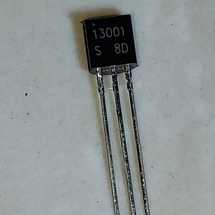 Jual 10 Buah 10Pcs 13001 MJE13001 NPN Silicon Transistor 600V 200mA To ...