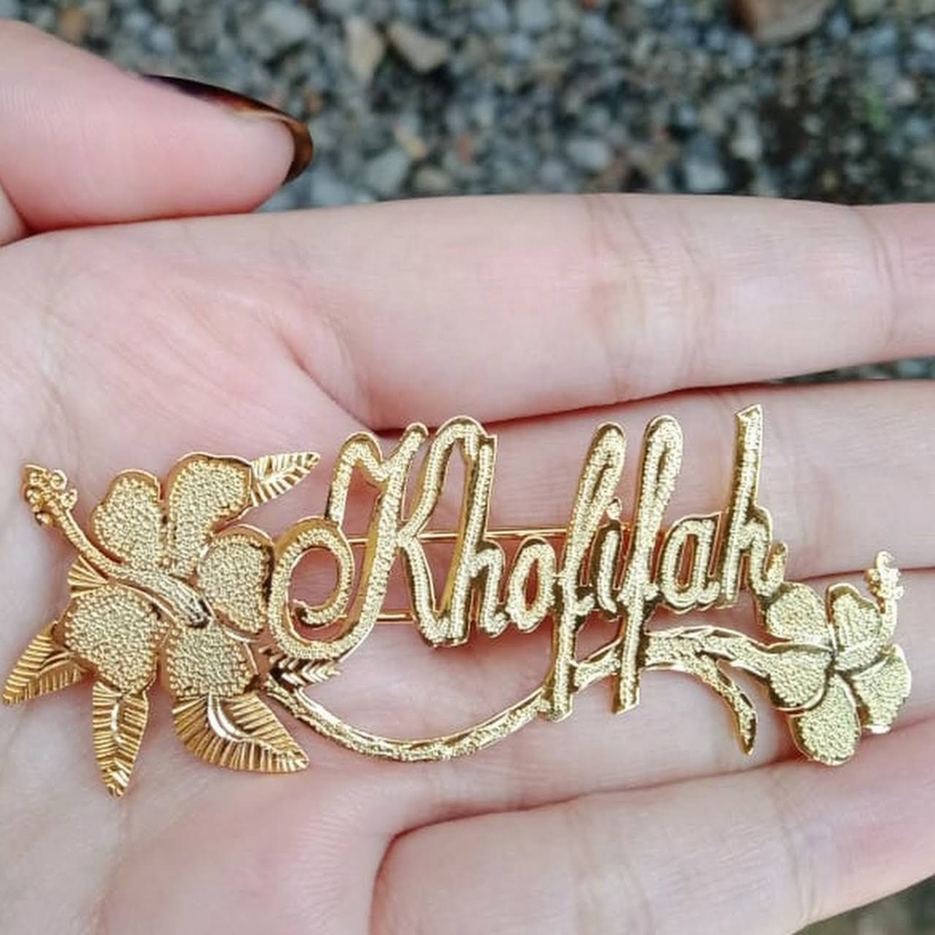 Jual Perhiasan Pin Bros custom nama lapis Emas By fika acece | Shopee ...