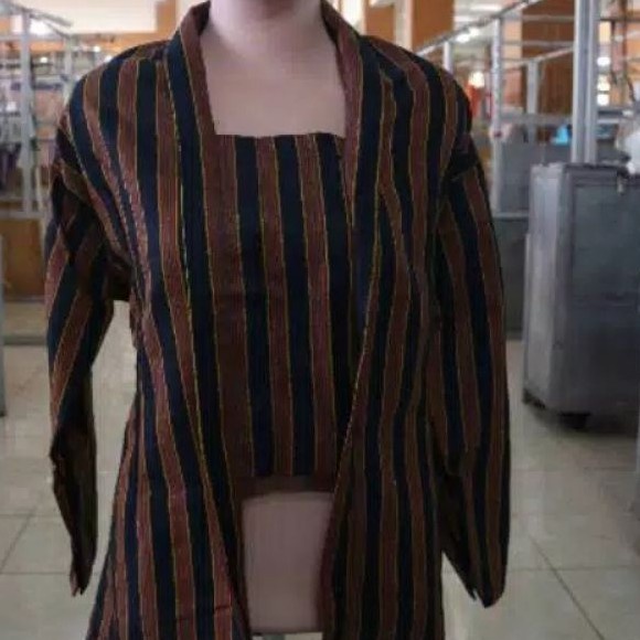 Jual Kebaya dan Sorjan kebaya wanita BAJU KEBAYA LURIK JAWA KEBAYA LURIK JAWA BAJU ADAT JAWA ...