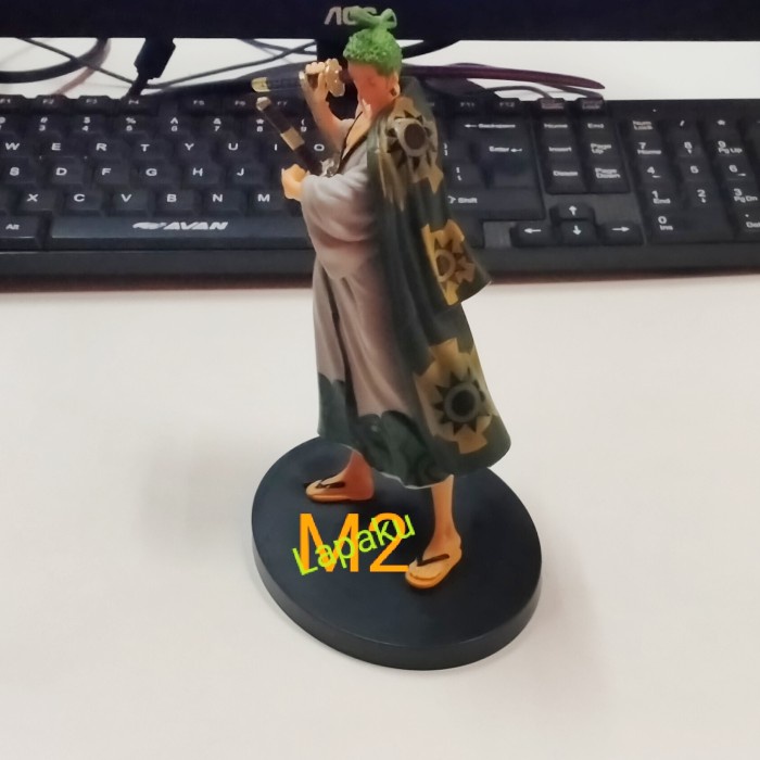 Jual One piece Roronoa Zoro DFX Wano Kimono Grandlane Man Action Figure ...