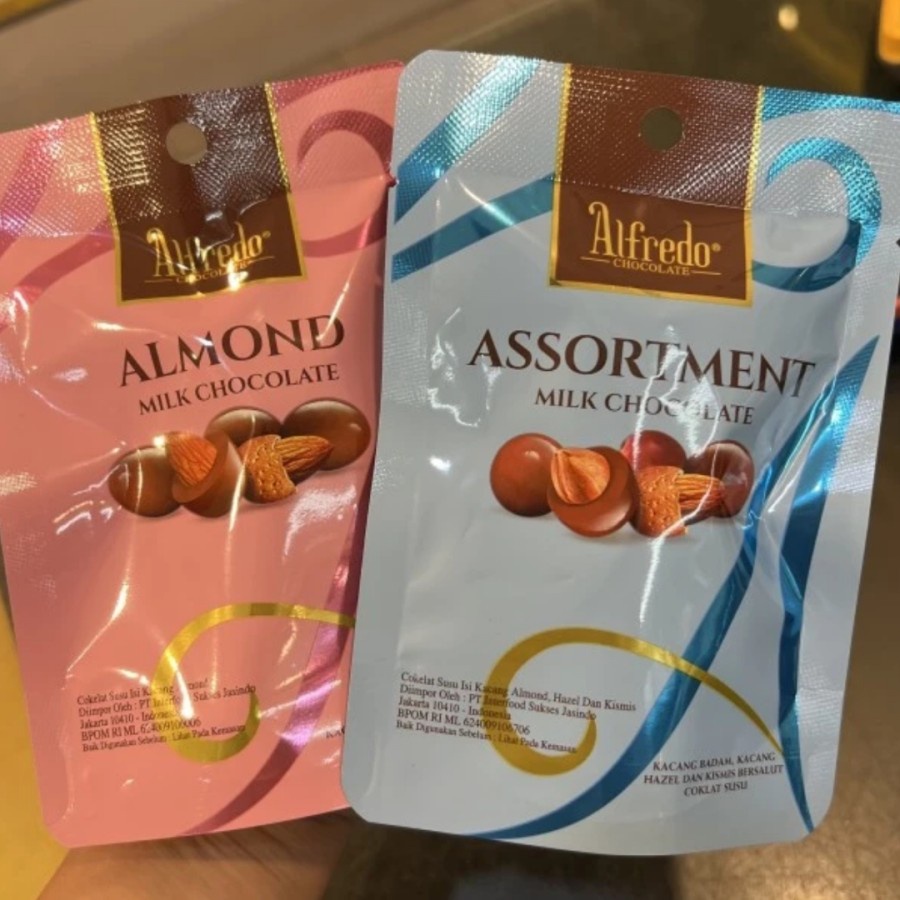 Jual Alfredo Almond/Assortment Chocolate Mini Pouch 30g doyle cokelat ...