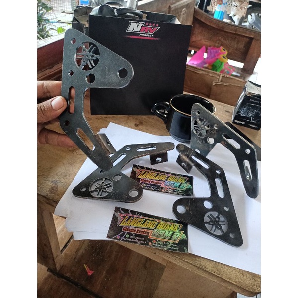 Jual kupingan Yamaha RX king besi breket kupingan lampu depan Yamaha RX ...