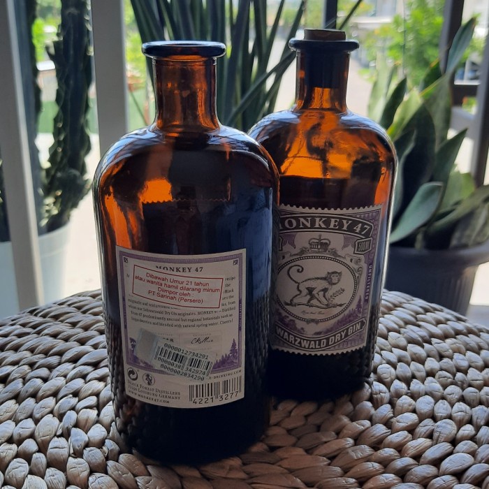Jual BUNDLING BOTOL BEKAS MINUMAN MONKEY DRY GIN DSB PAJANGAN KOLEKSI ...