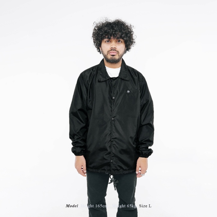 Jual UNKL347 Jaket Pria Windbreak Hitam Sablon Simpel IOSS | Shopee ...