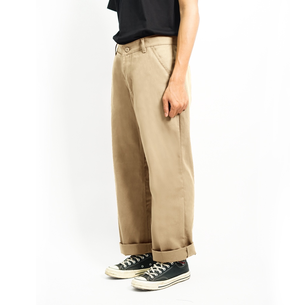 Jual PLAIN AS DAY - SHAGGY REGULAR CHINO PANTS - KHAKY | Shopee Indonesia