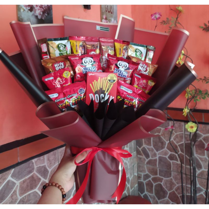 Jual Buket boneka wisuda Bucket jajan wisuda murah Sempro ulang tahun ...