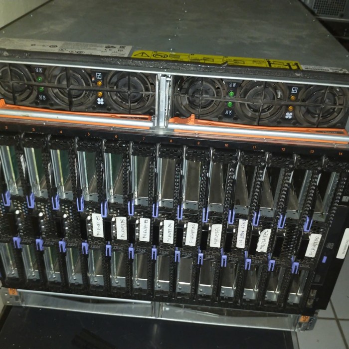 Jual Server IBM BLADE centre HS23 8852 | Shopee Indonesia