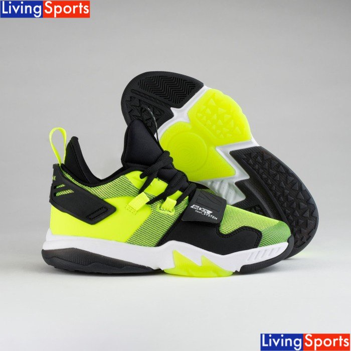 Jual Sepatu Basket Anak Kid's Basketball Shoes S500M Yellow / Black ...