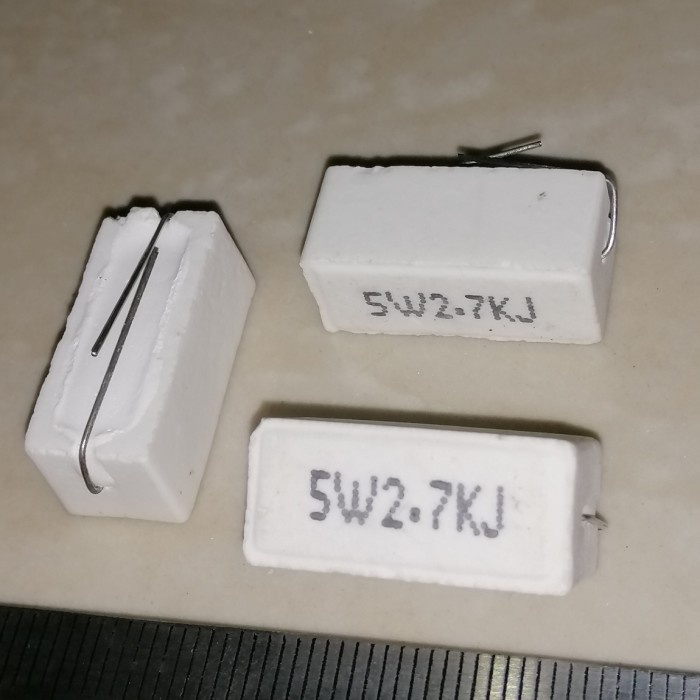 Jual 10 Buah 10Pcs 2,7K 5W 2.7KJ 5 Watt 2K7J 2K7 R Resistor Kapur 272 ...