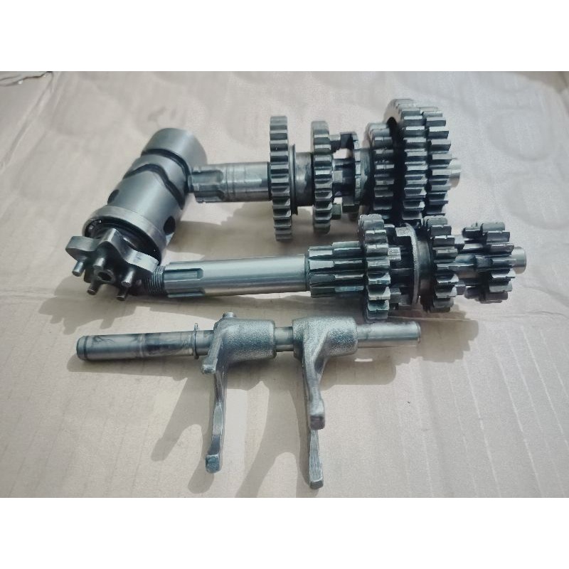 Jual Gear gigi rasio gear box transmisi set Jupiter Z original | Shopee ...