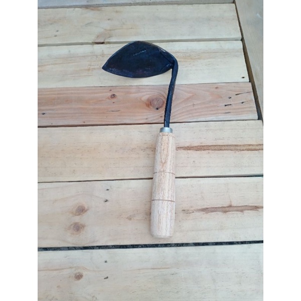Jual KORED RUMPUT Gagang kayu serbaguna- Cangkul taman baja asli ...