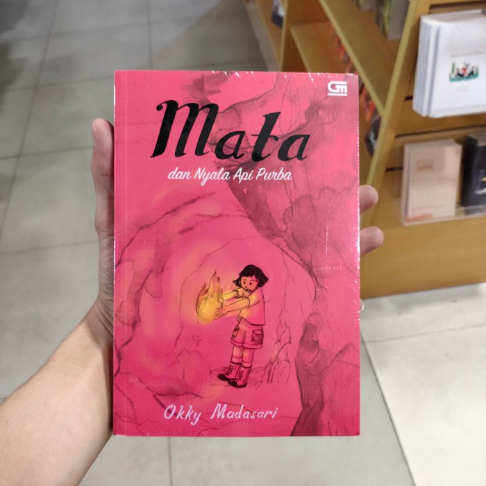 Jual Buku Mata Di Tanah/Dan Manusia/Pulau Gapi/Api Purba by Okky ...