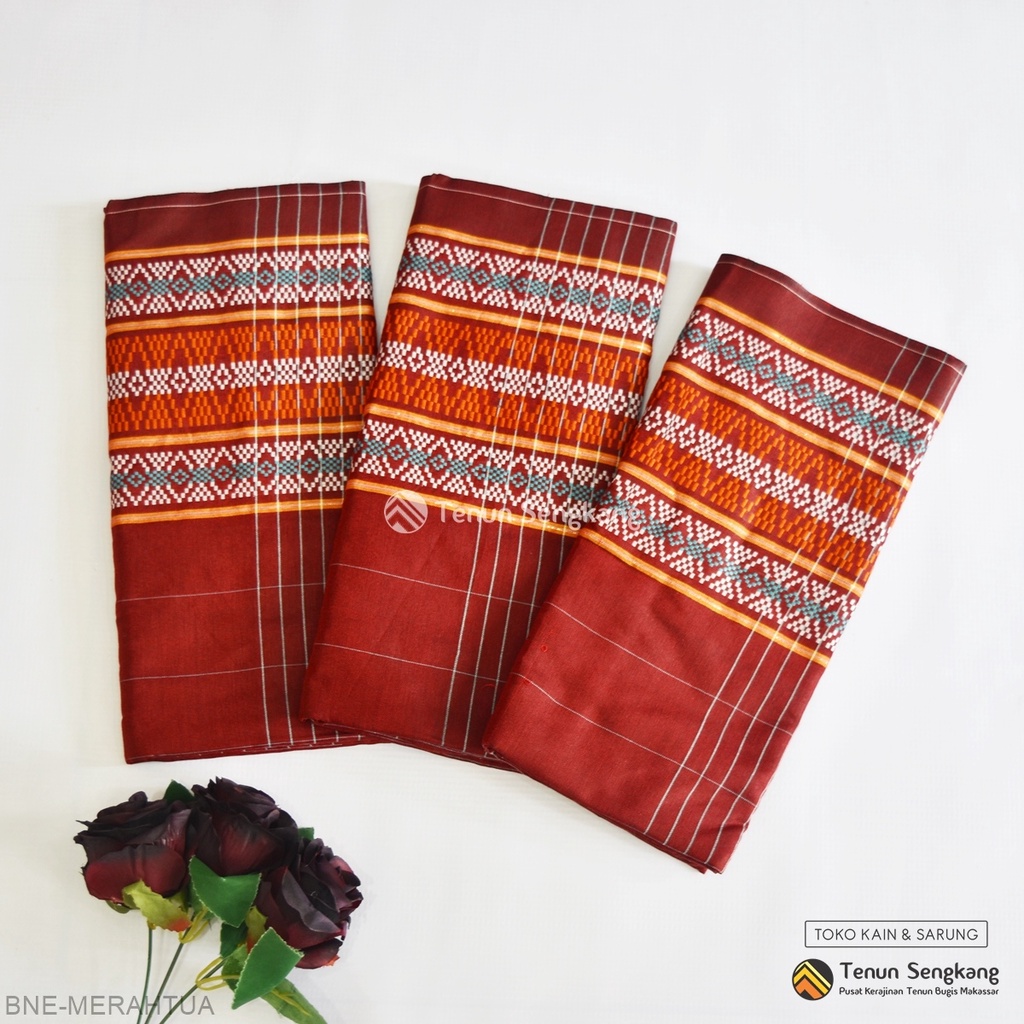 Jual Sarung Bugis Bone Merah Tua - Tenun Sengkang BNE-MERAHTUA (Harga ...