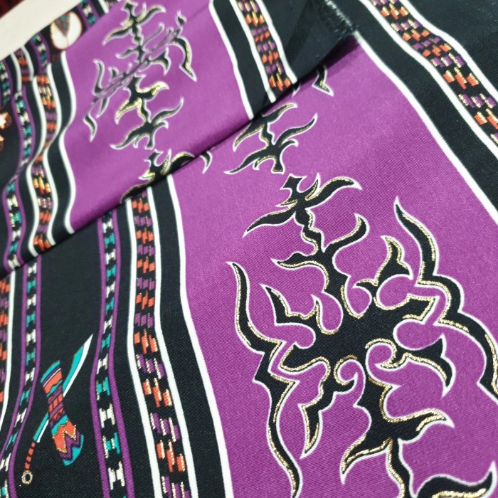 Jual kain batik ambon ungu-hitam (pembelian minimal 2pcs ) | Shopee ...