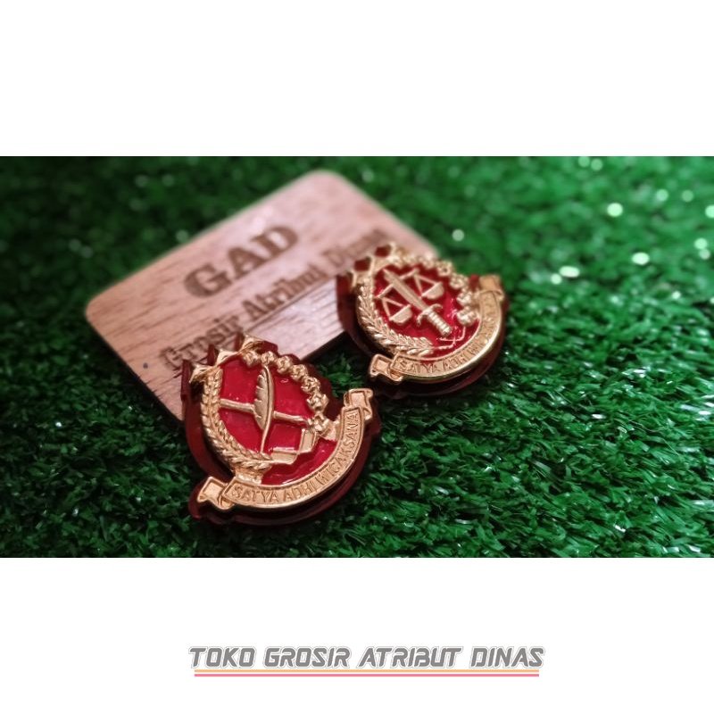 Jual Pin/Lencana JAKSA/KEJAKSAAN Safari Merah Exclusive | Shopee Indonesia