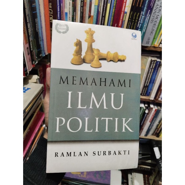 Jual MEMAHAMI ILMU POLITIK - RAMLAN SURBAKTI | Shopee Indonesia