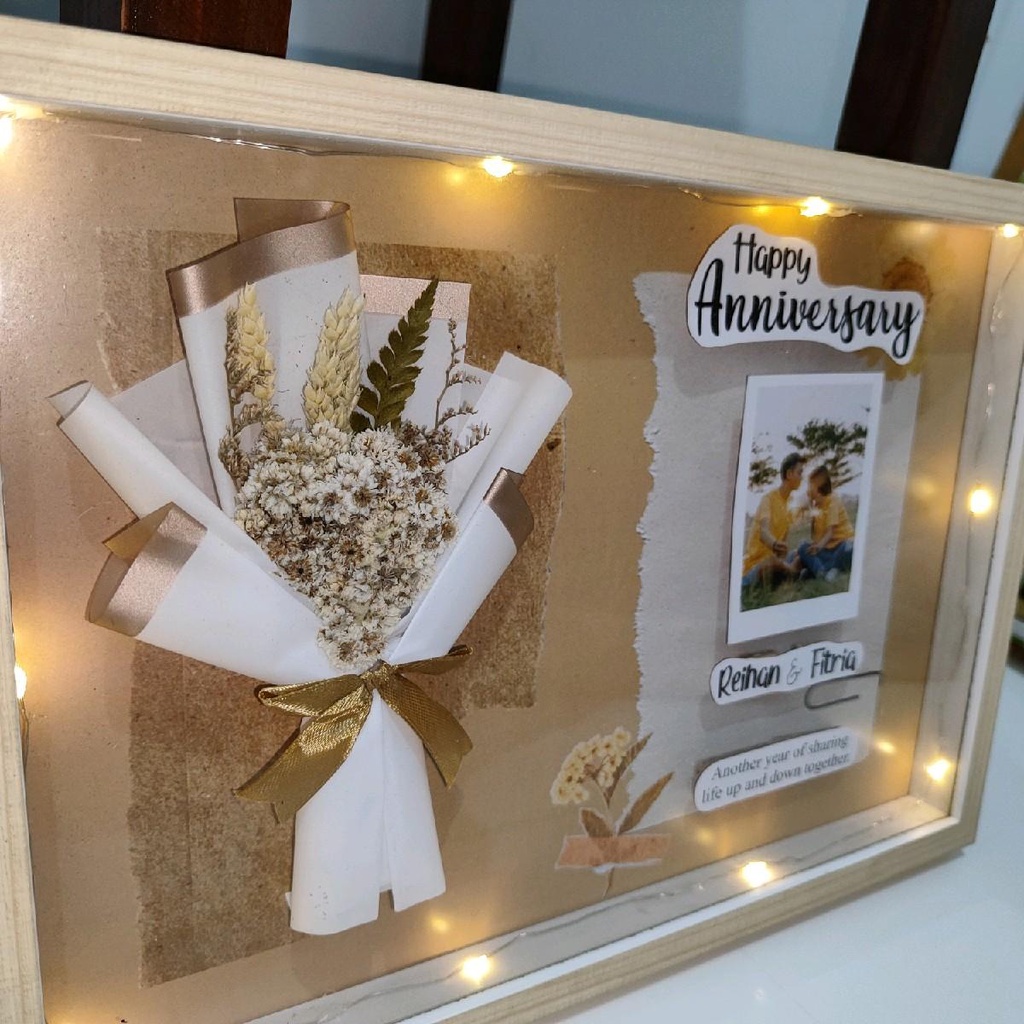 Jual CUSTOM KADO flower in frame Kado wisuda / graduation ultah ...