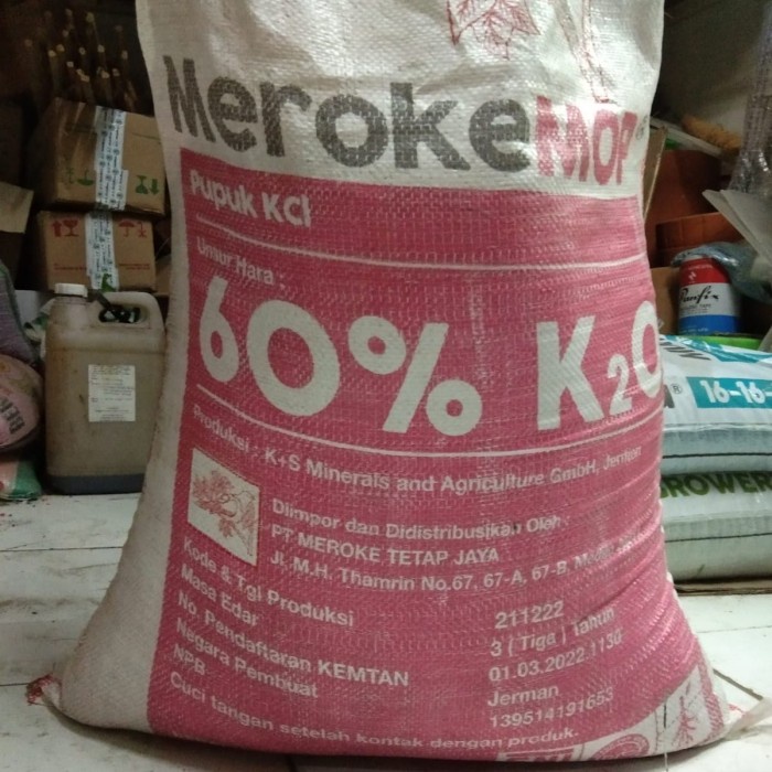Jual Pupuk Meroke MOP KCL, kemasan repack 1 kg ORIGINAL Pabrik | Shopee ...
