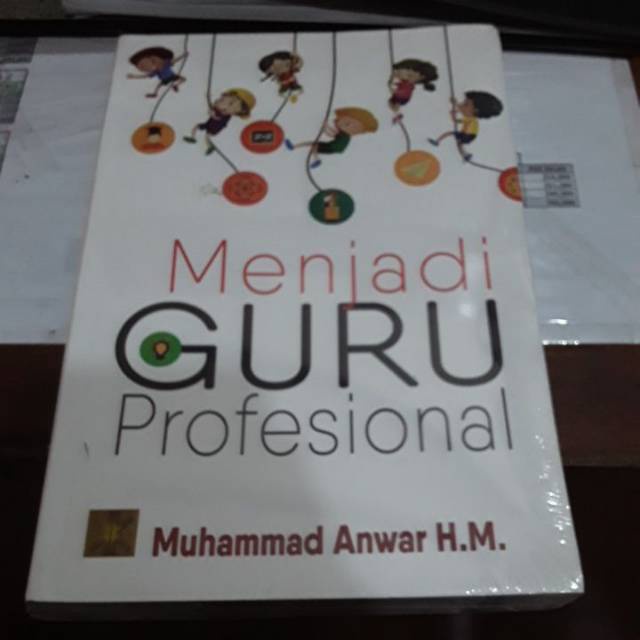 Jual Buku menjadi guru profesional original | Shopee Indonesia